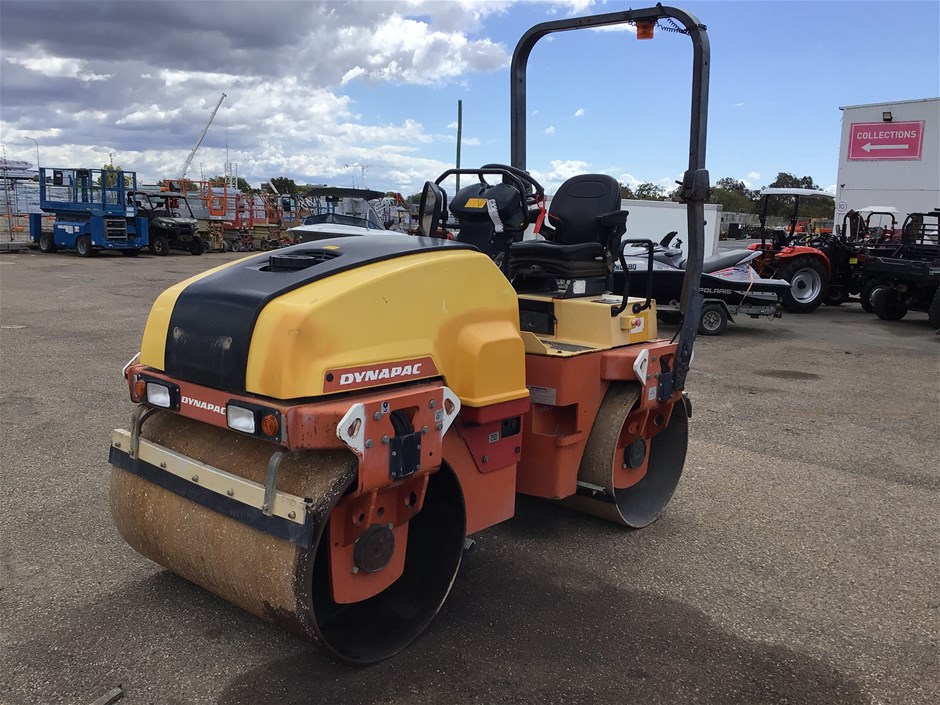 2011 Dynapac CC1300 Smooth Drum Roller Auction (0012-7047396) | Grays ...
