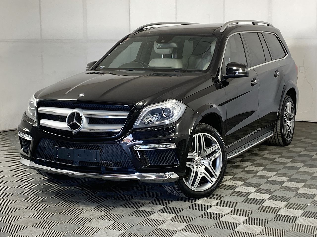 2015 Mercedes Benz GL-CLASS GL500 BlueEFFICIENCY X166 AT 7 Seats Wagon ...
