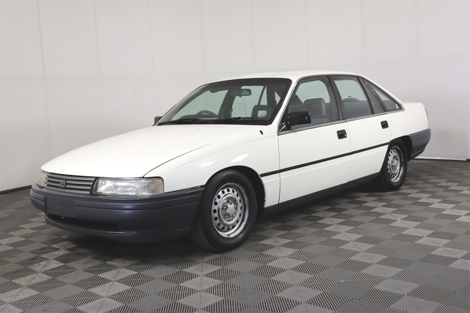 1990 VN COMMODORE BT1 (ex-police) Auction (0001-20084224) | Grays Australia