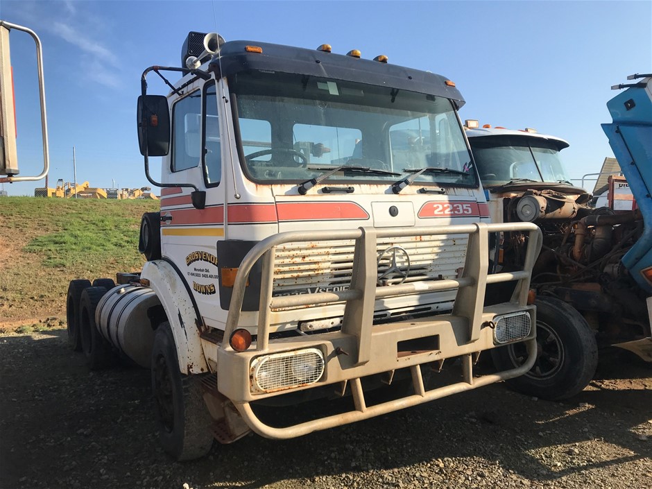 1989 Mercedes Benz 2235 V Series Cab Chassis Truck Auction (0004 ...