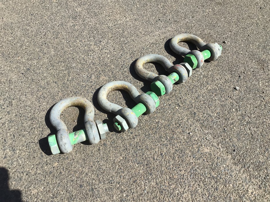 4 x Bow Shackles, SWL: 17 ton Auction (0002-3026895) | Grays Australia