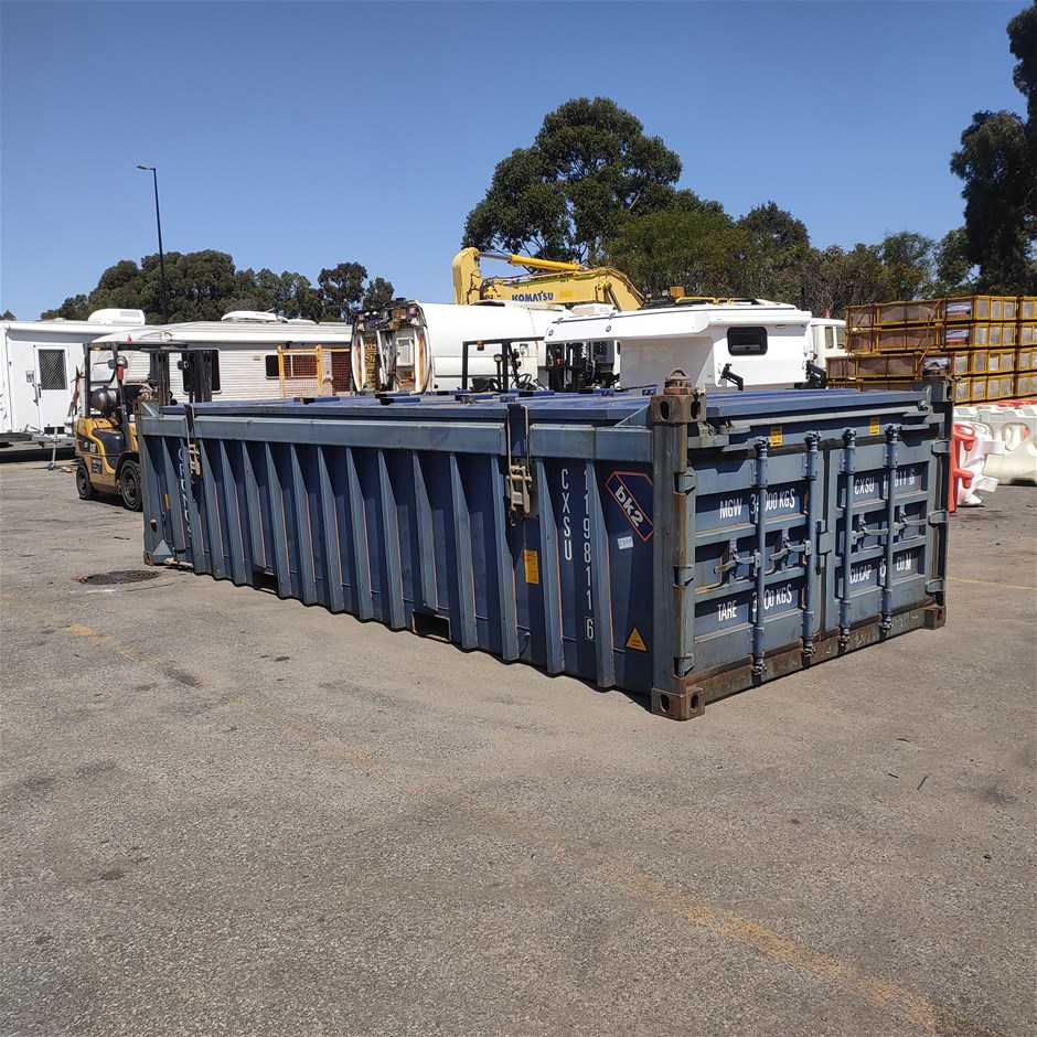 No Reserve 2x Low Profile 20" Shipping Containers