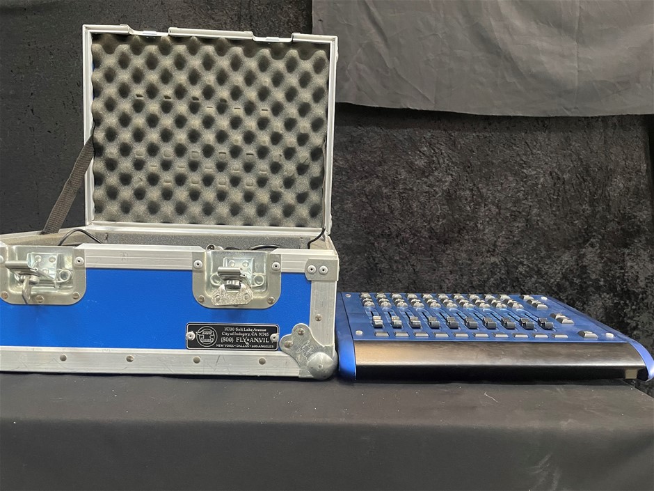 High End Systems Hog 3 Playback Wing Auction (0006-2555434) | Grays ...