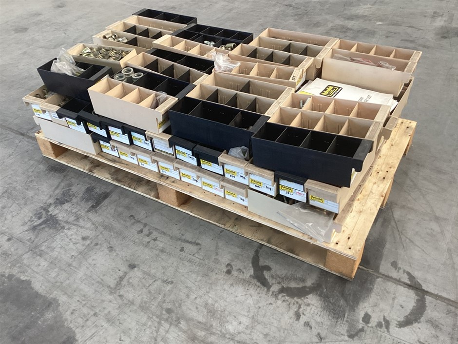 Pallet of Assorted Mechanical Fittings and Sundry Items. Auction (0027 ...