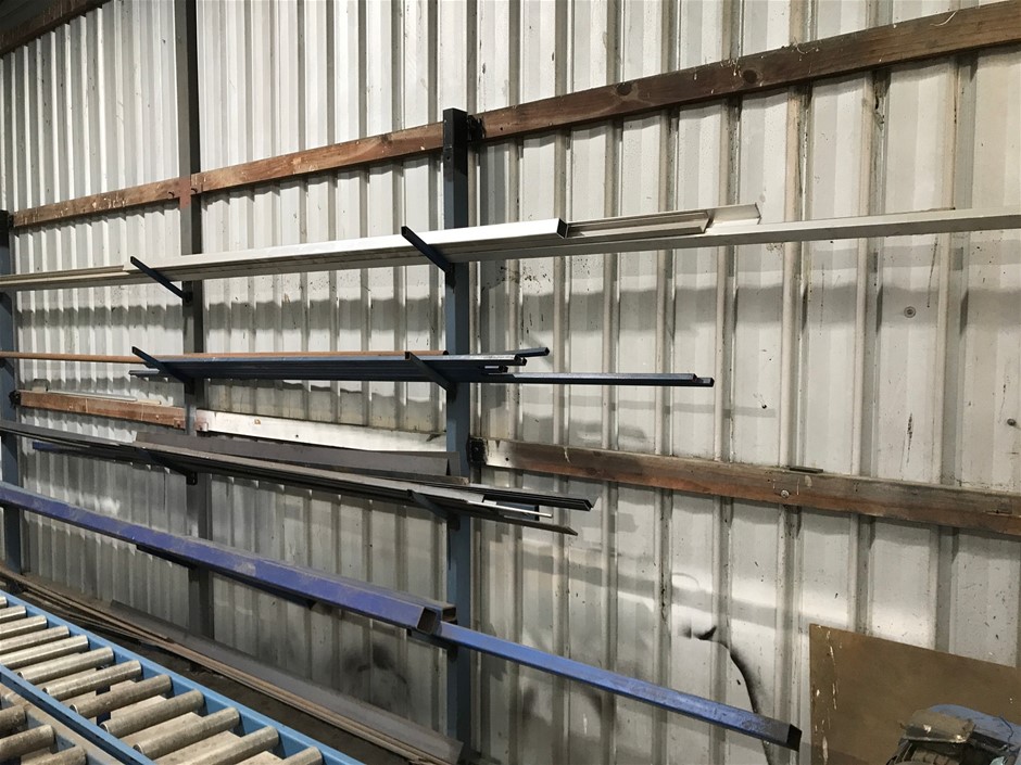 A Quantity of Assorted Steel off Cuts Auction (0057-3027029) | Grays ...