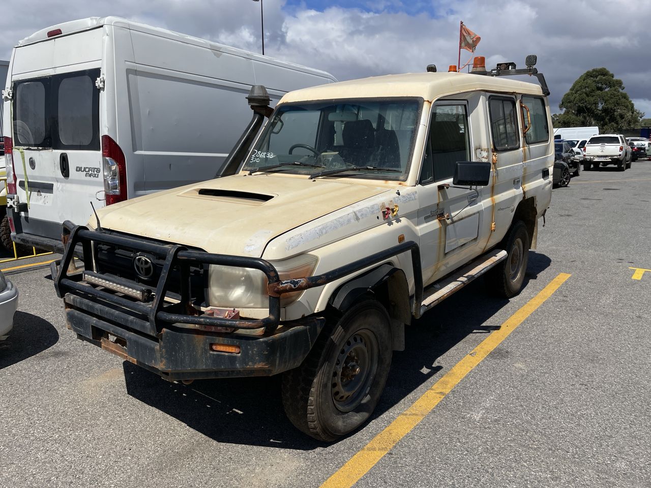 2008 Toyota Landcruiser WORKMATE VDJ78R T/Dsl Manual 8 Seats Wagon ...