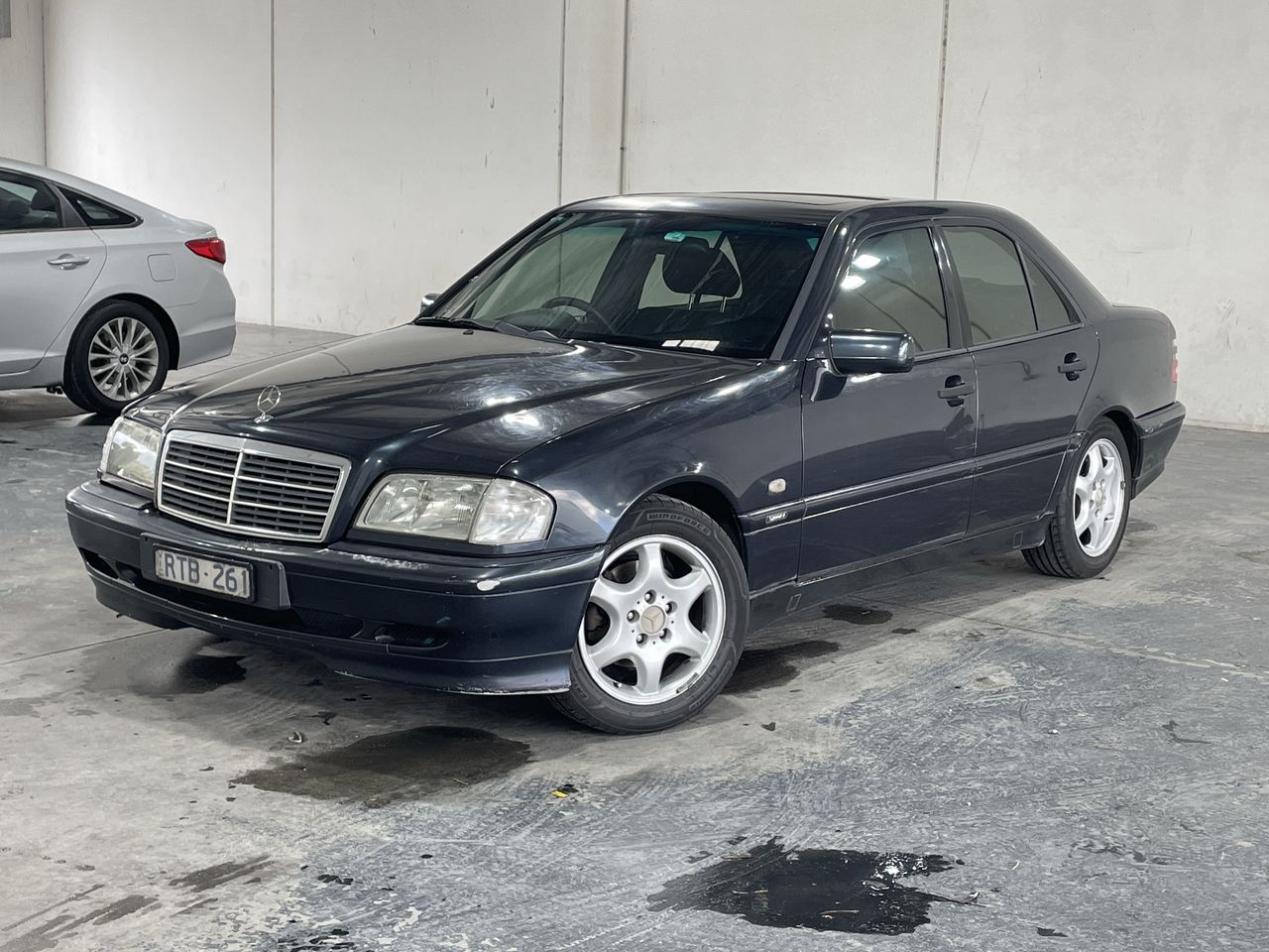 1999 Mercedes Benz C200 Classic W202 Automatic Sedan Auction (0001 ...