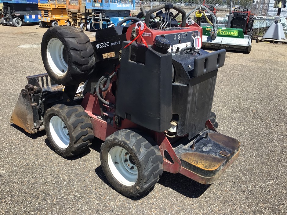 Toro W-320-D Mini Loader (22337CP) Auction (0003-7048075) | Grays Australia