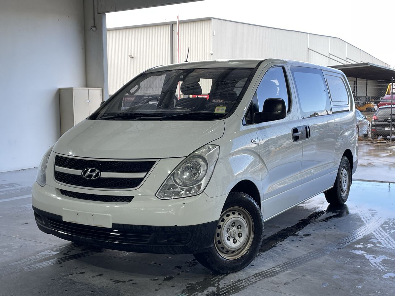 2009 Hyundai iLOAD Crew TQ Manual Van Auction (0001-21012867) | Grays ...