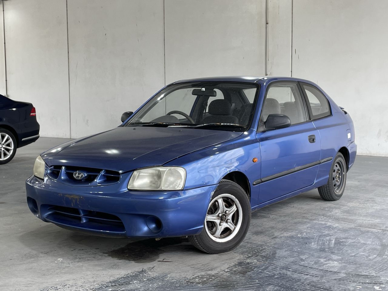 2001 Hyundai Accent GL LS Automatic Hatchback Auction (0001-21012319 ...