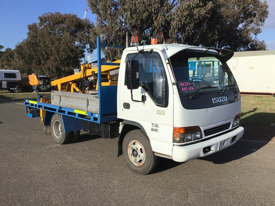 2000 Isuzu NPR 200 Short (4 x 2) Drill Rig Truck Auction (0001-3027220 ...