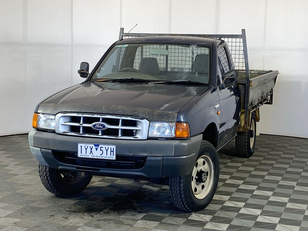 2002 Ford Courier GL (4x4) PE Turbo Diesel Manual Cab Chassis Auction ...