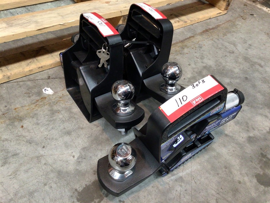 Qty 3x Unused Mister Hitches Tow Hitch Kits Auction (0110-7048168 ...