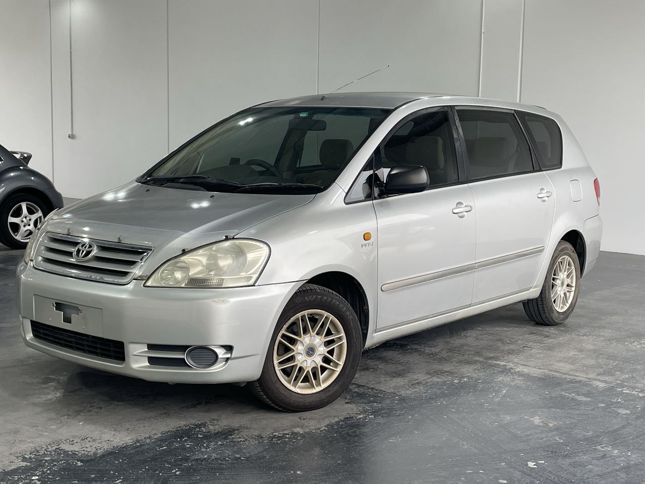 2002 Toyota Avensis GLX ACM20R Automatic 7 Seats People Mover Auction ...