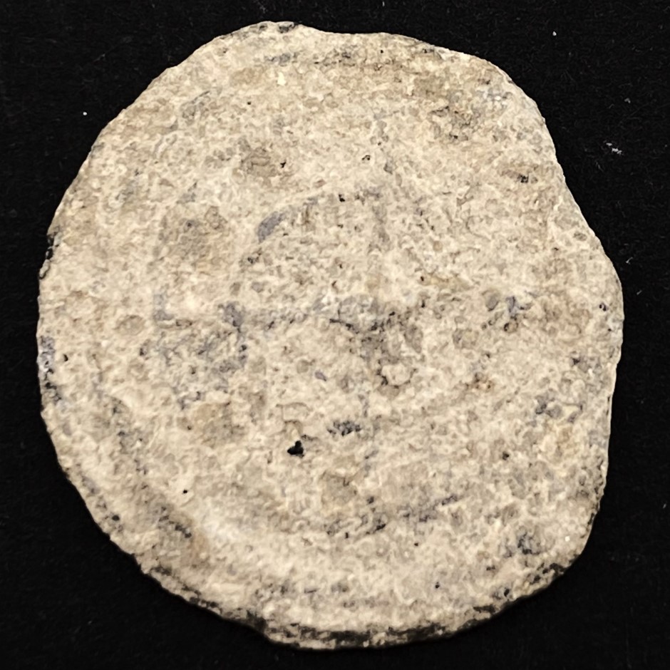 ANCIENT MEDIEVAL TRADERS CLOTH SEAL FEATURING A COMPASS DESIGN Auction ...