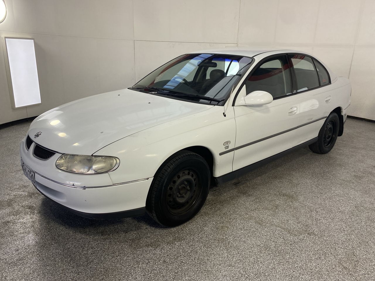 1999 Holden Commodore Acclaim VT Automatic Sedan Auction (0001-60043023 ...