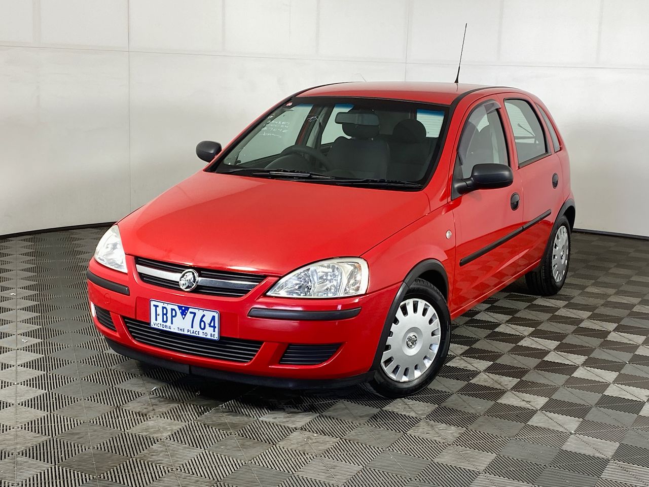 2004 Holden Barina XC Automatic Hatchback Auction (0001-21015704 ...