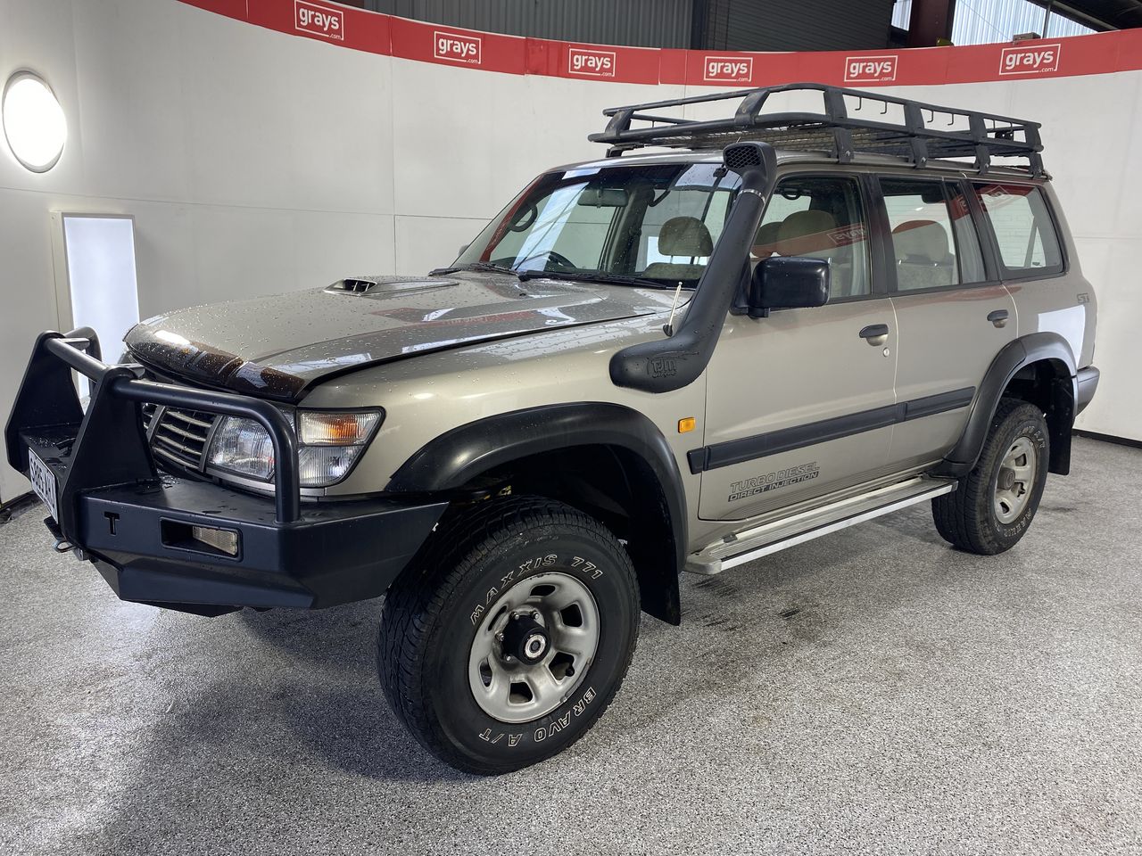 2000 Nissan Patrol ST (4x4) GU II Turbo Diesel Manual Wagon Auction ...