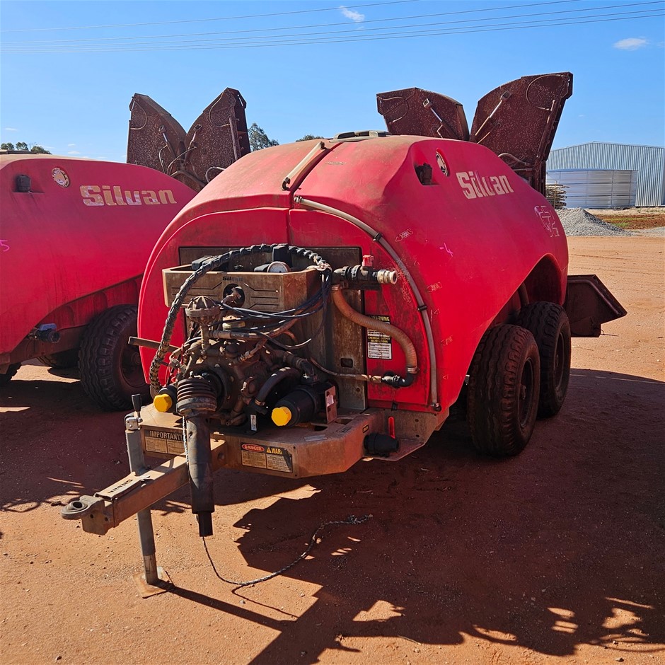 Silvan Water Tank 92E Mounted on Tandem Trailer Auction (0704-3027813 ...