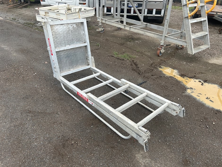 Aluminium Fabricated Platform Access Ladder Auction (0011-3027929 ...