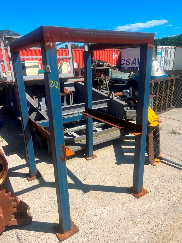 Steel Stand Auction (0212-3027853) | Grays Australia