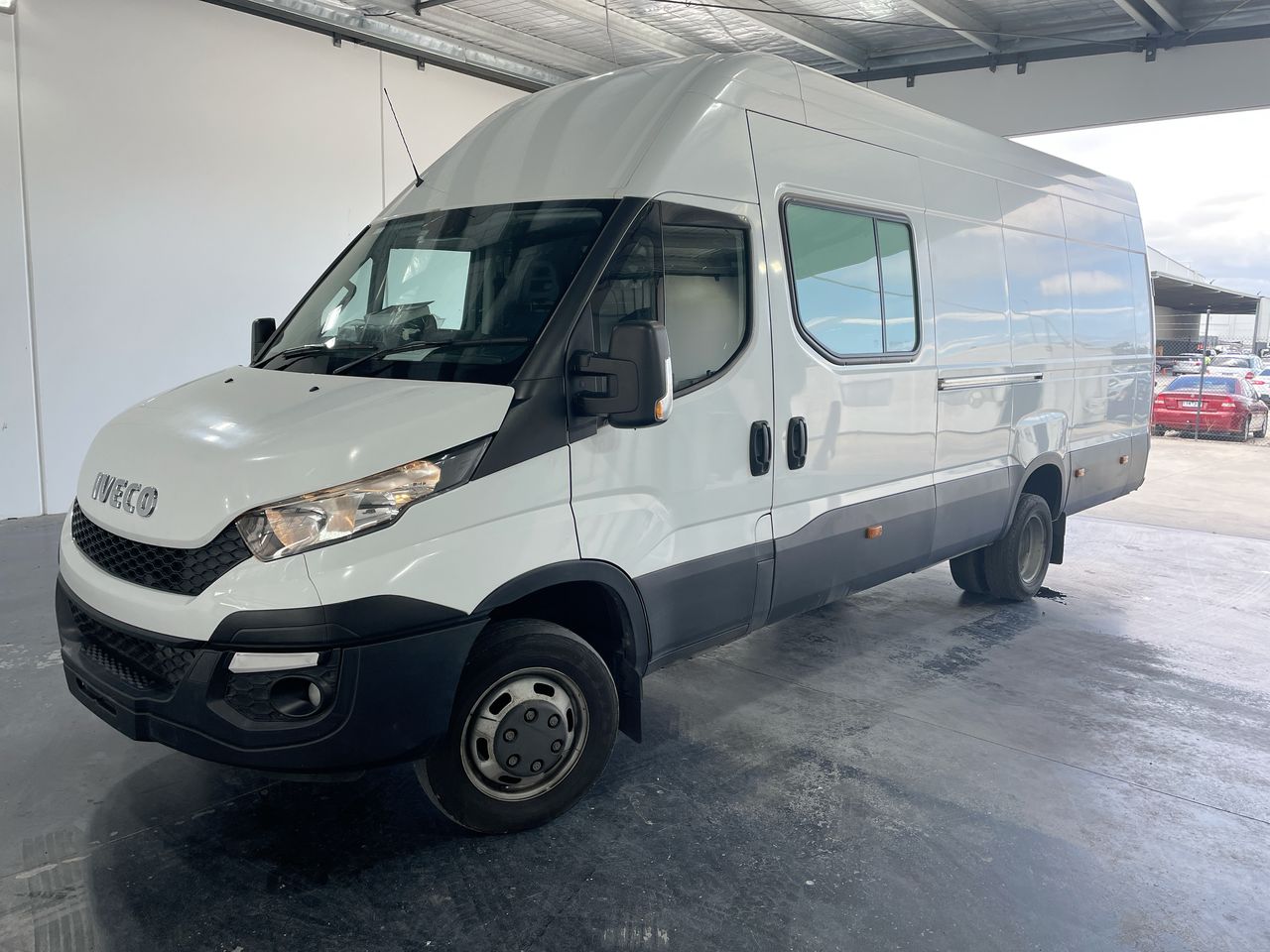 IVECO DAILY AUTOMATIC Van Auction (0001-21017375) | Grays Australia