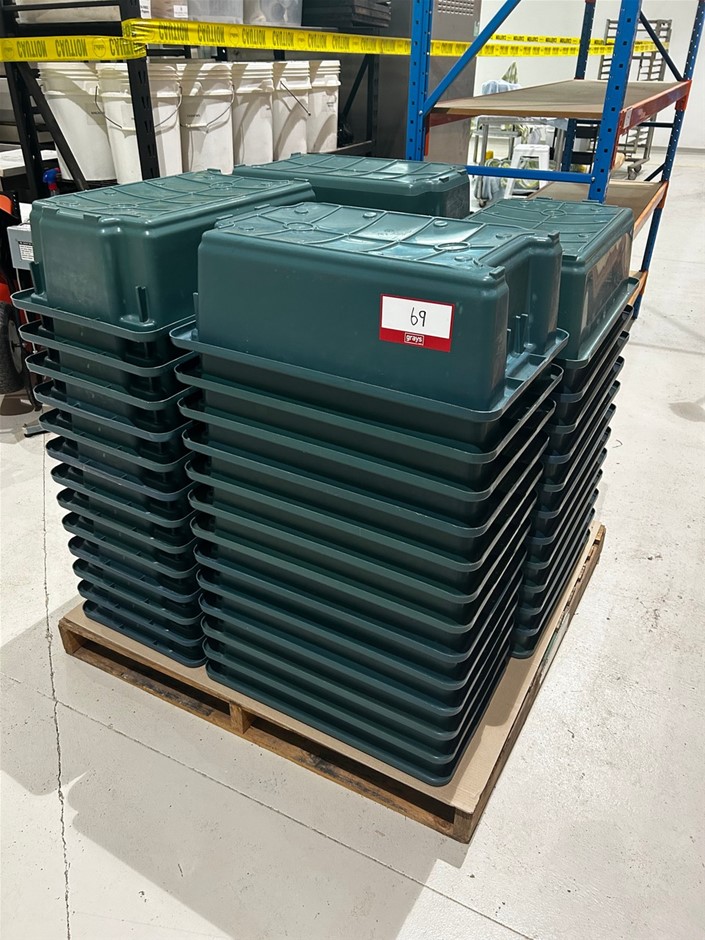 Pallet of Green Tubs Auction (0069-7049207) | Grays Australia