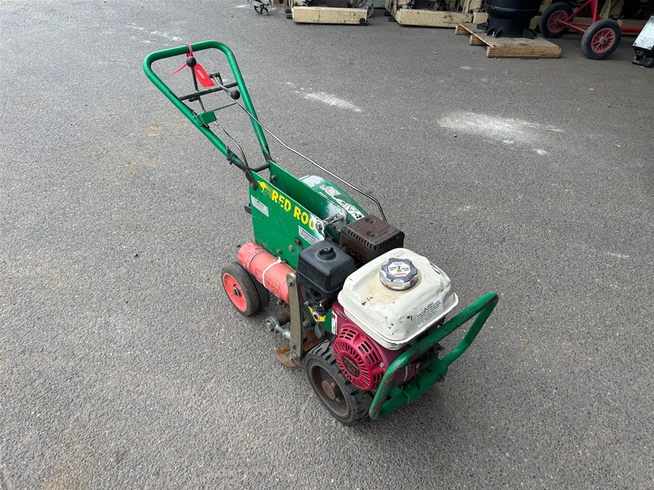 Red Roo Turf Cutter Auction (0065-3028092) | Grays Australia