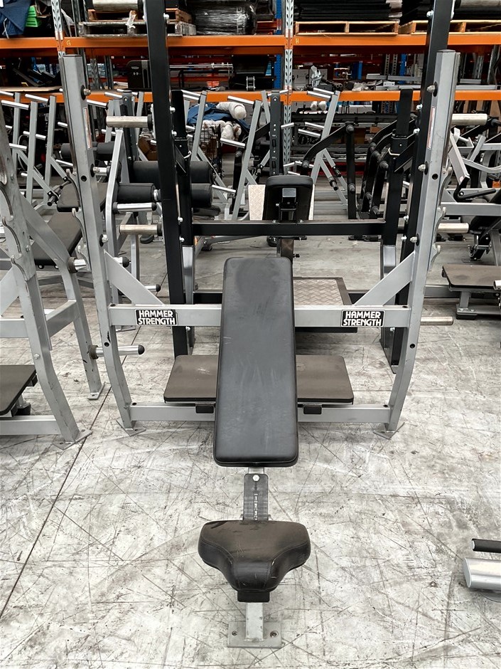 1x Hammer Strength Incline Bench Press Auction (0121-3028048) | Grays ...