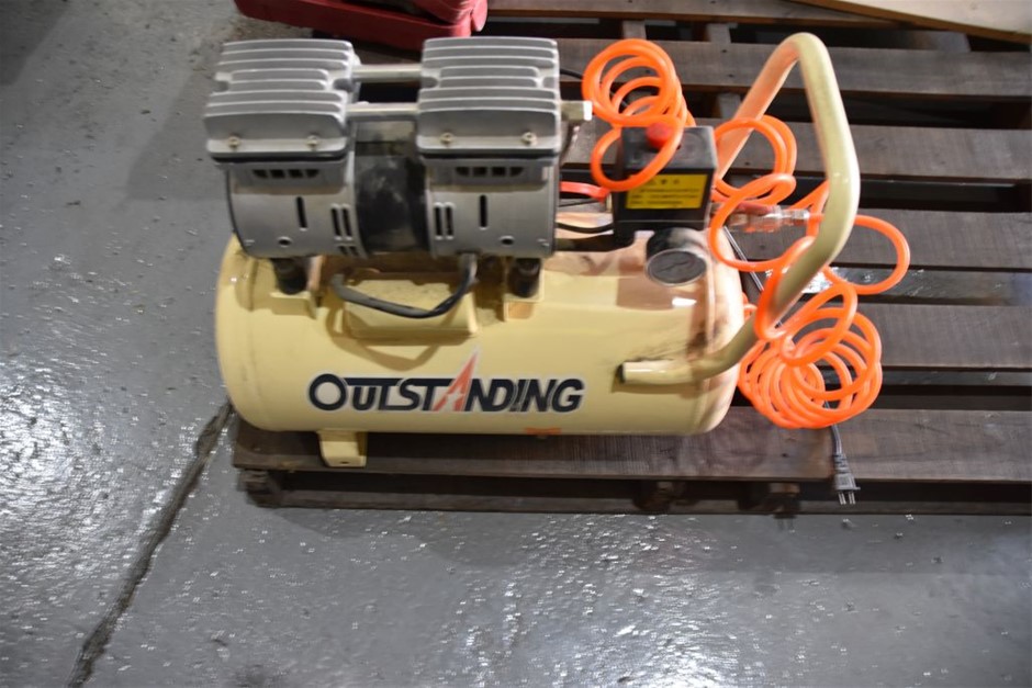 Outstanding OTS-550 Portable Air Compressor Auction (0044-5055280 ...