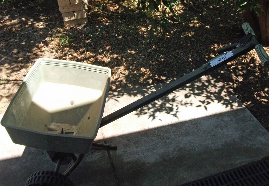 Broadcast Spreader Auction (0145-9048061) | Grays Australia
