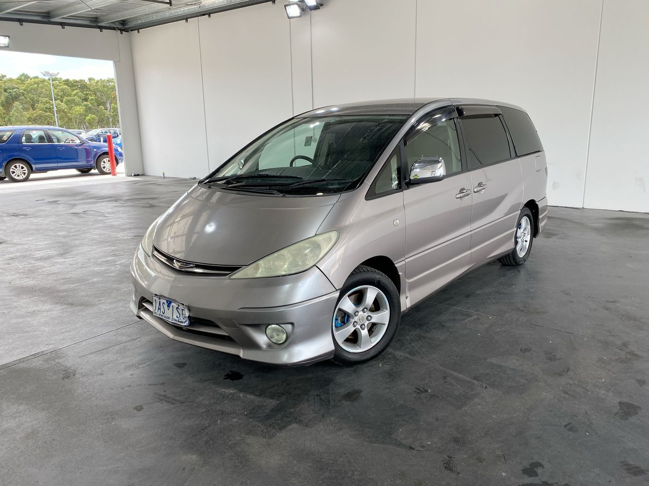 2003 Toyota Estima Import Automatic 8 Seats People Mover Auction (0001 ...