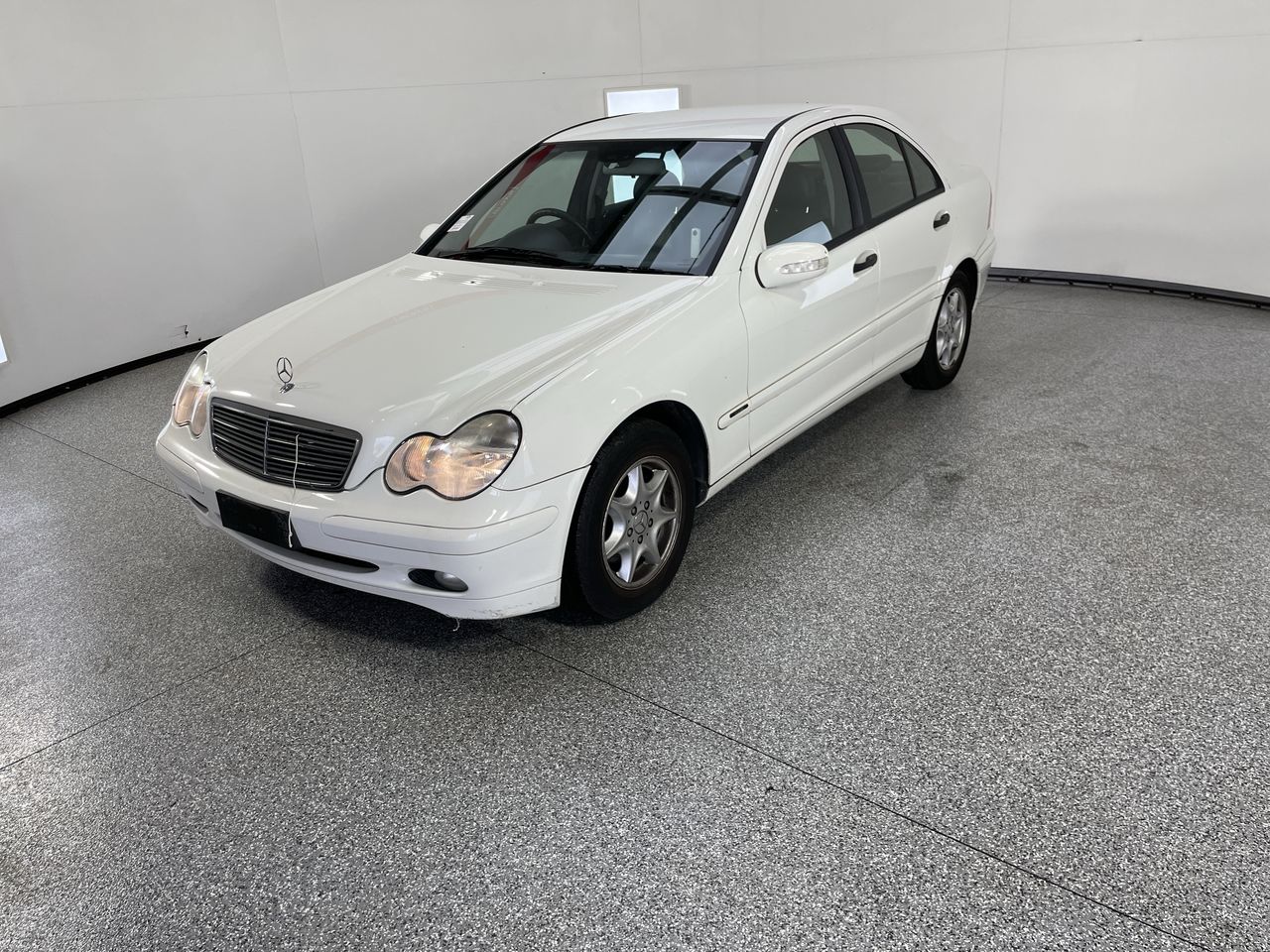 2002 Mercedes Benz C180 Classic W203 Automatic Sedan Auction (0001 ...