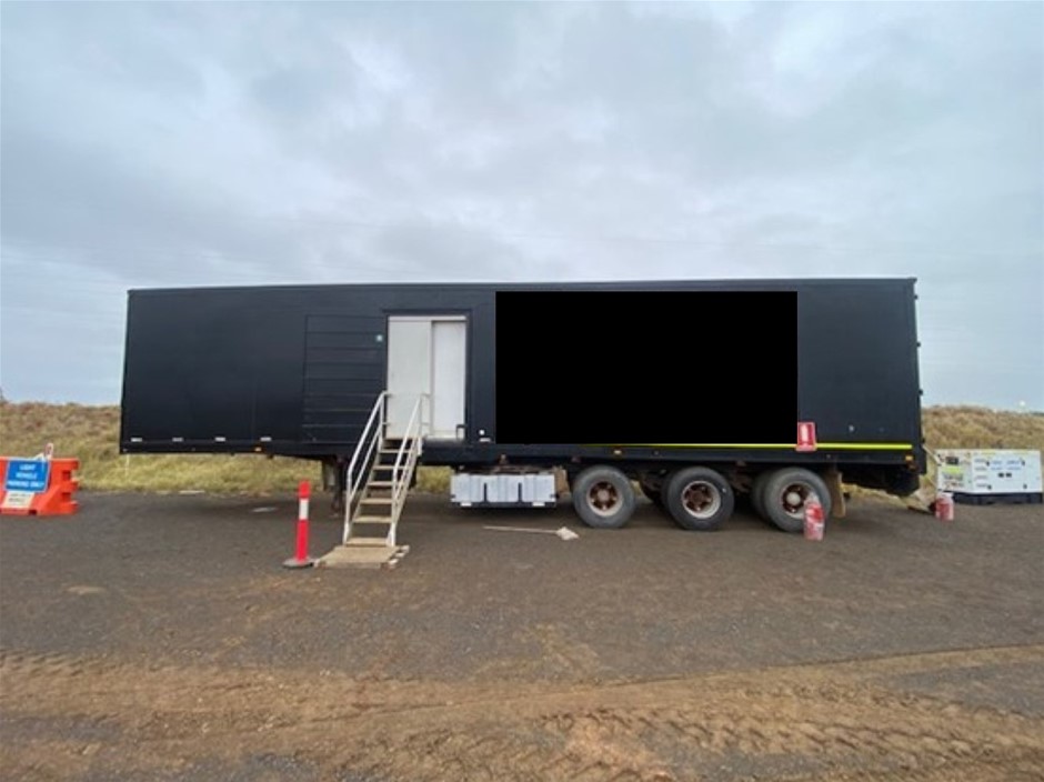 1988 Lucar Pantech Triaxle Trailer (Crib Hut) Auction (0007-7049573 ...