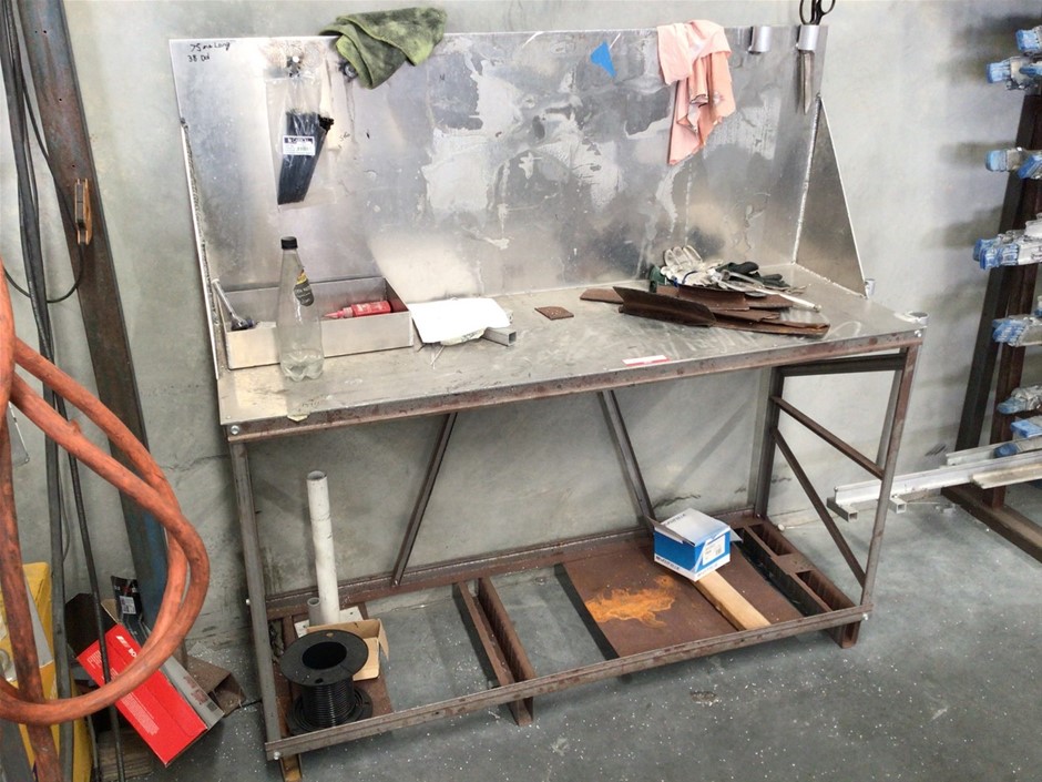 Workbench and Storage Rack Auction (0081-7049677) | Grays Australia