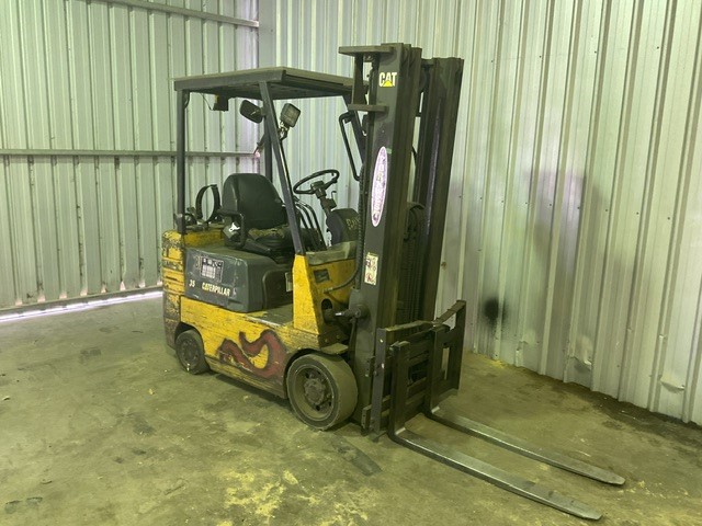 CAT GC18 Counterbalance Forklift Auction (0016-9048442) | Grays Australia
