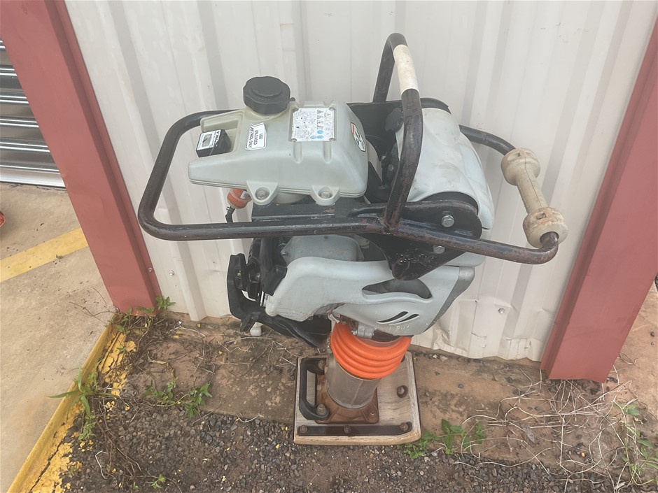 MIKASA MTX-60 PETROL Vertical Rammer Auction (0004-8018442) | Grays ...