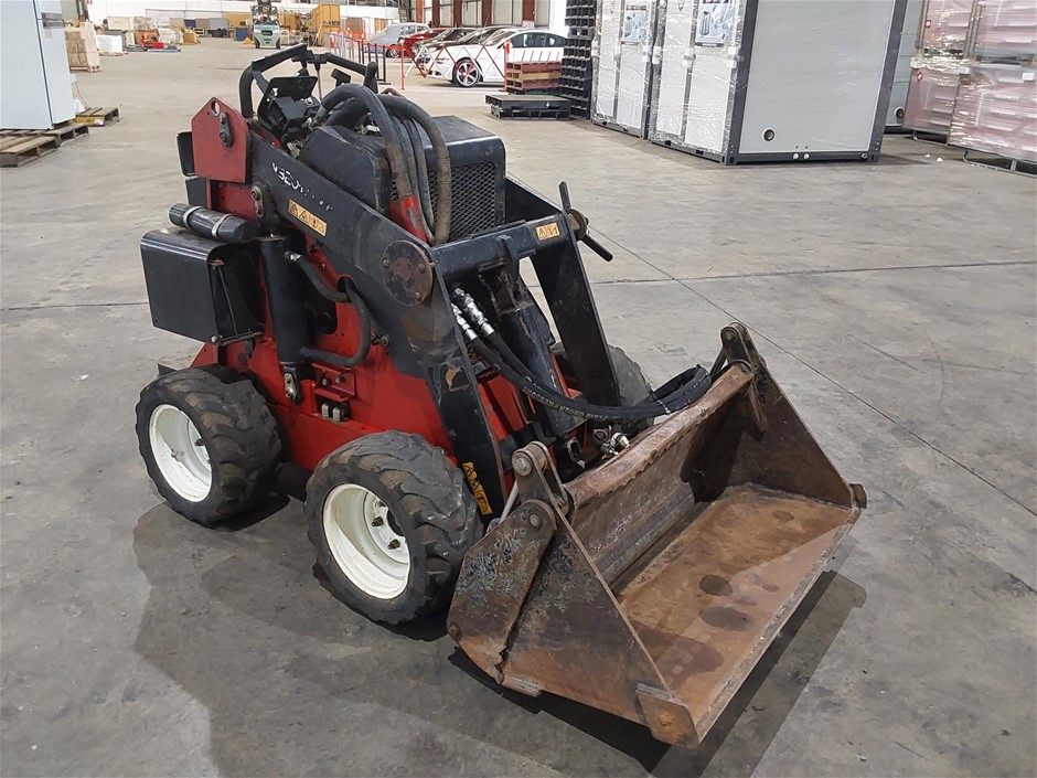 Toro W320-D Mini Loader Auction (0005-8018441) | Grays Australia