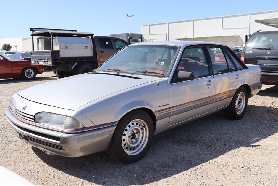 1986 Holden Commodore Berlina VL Automatic Sedan Auction (0001-21021241 ...