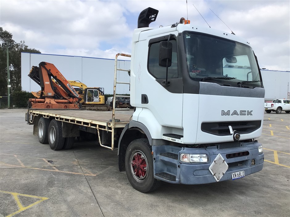 2002 Mack Quantum 435 6 x 4 Tray Body Truck Auction (0001-5055597 ...