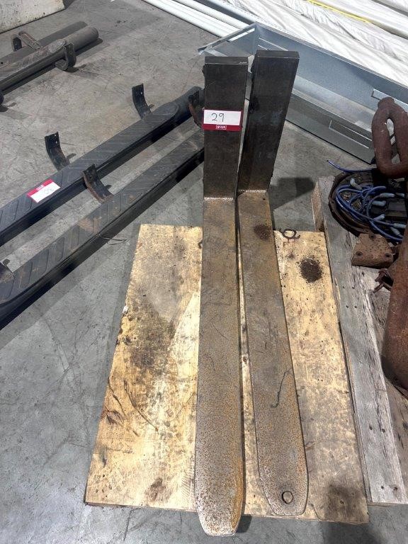 Set of Forklift Tynes Auction (0029-3028278) | Grays Australia