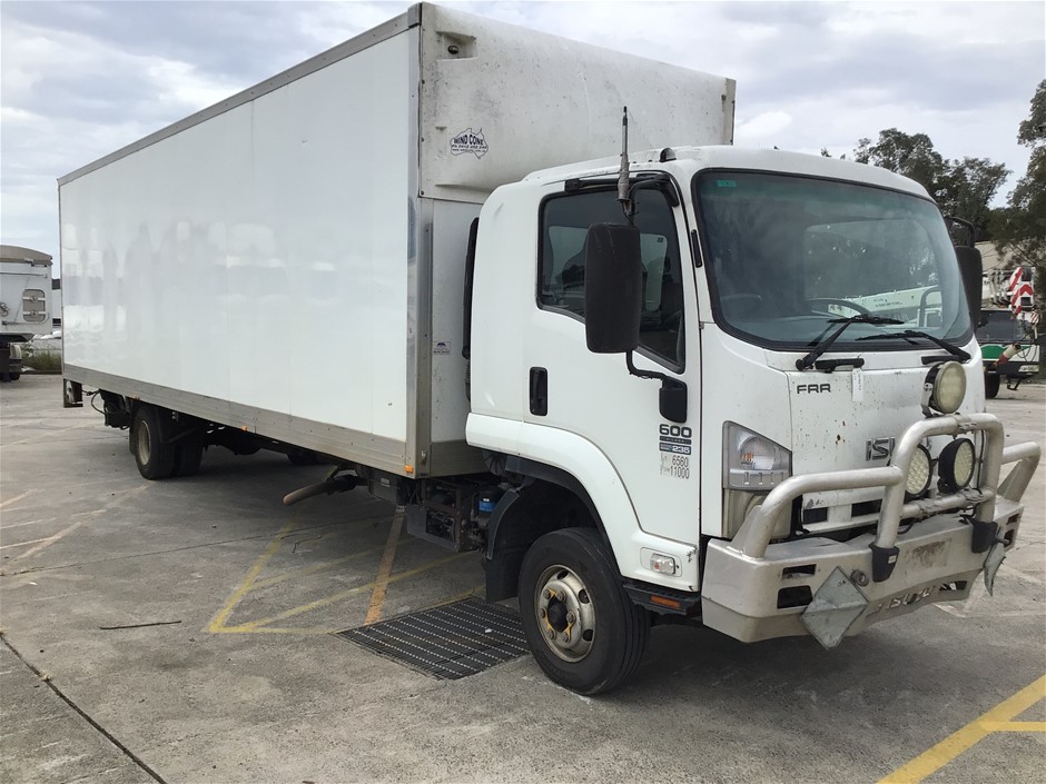 2012 Isuzu FH FRR 600 4 x 2 Pantech Truck Auction (0010-5055767 ...