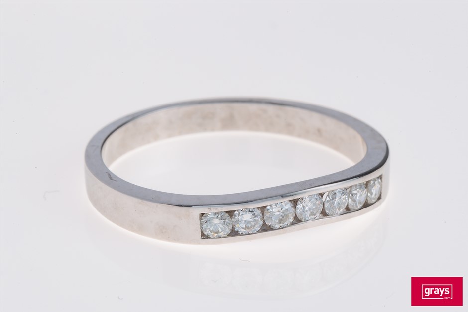 18CT WHITE GOLD DIAMOND WEDDER Auction (0723-2558149) | Grays Australia