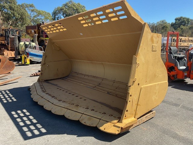 Caterpillar 992G Loader Bucket (refurbished) Auction (0001-9049386 ...