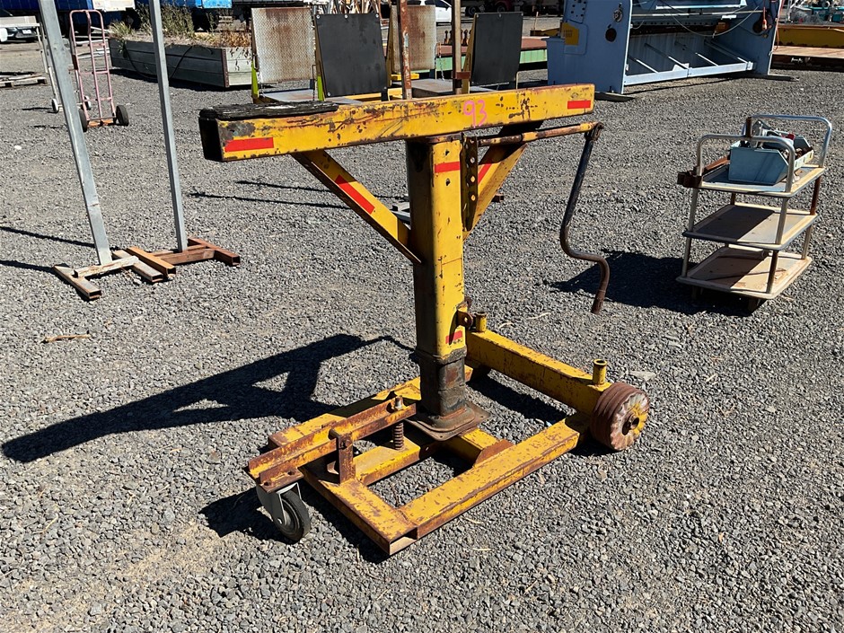 Steel Fabricated Portable Landing Leg Auction (0028-3028912) | Grays ...
