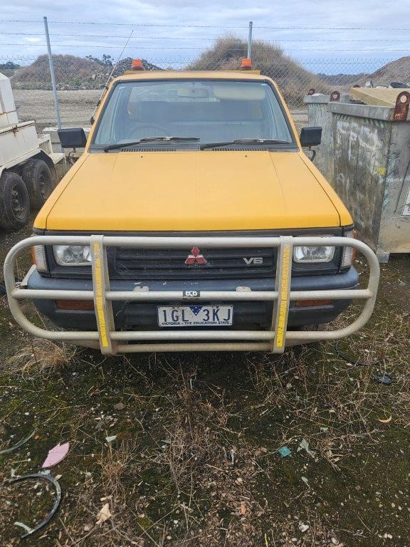 Mitsubishi Triton MJ 4WD Manual Cab Chassis Auction (0001-21024988) | Grays Australia