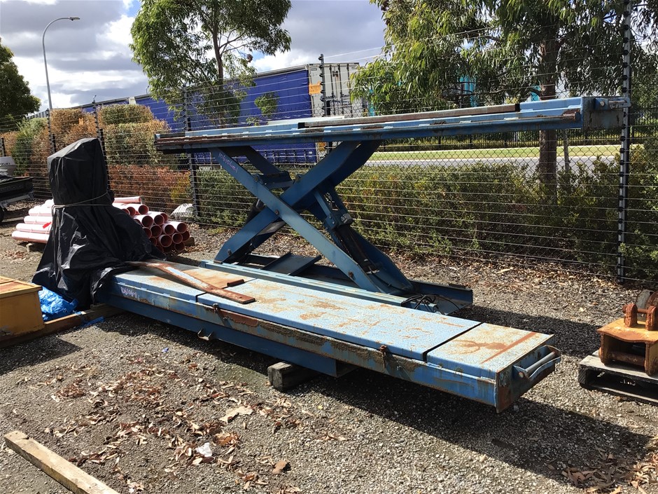 2007 Bend Pak XR-12AE Scissor Car Hoist Auction (0061-3028665) | Grays ...