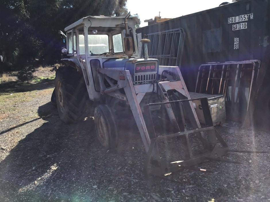 Tractor, lifts and Mechanical Items