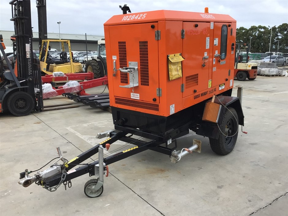 2011 Godwin CD100IT Trailer Pump Unit Auction (0002-3029192) | Grays ...