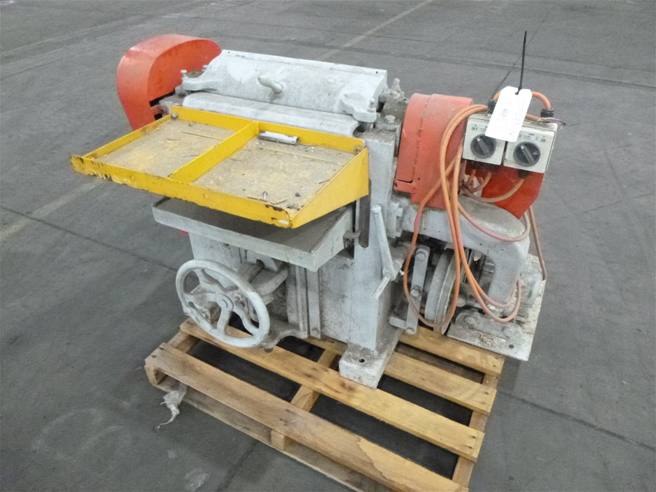 Woolfenden Unknown model Thicknesser Auction (0077-5056062) | Grays ...